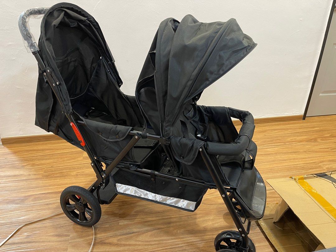 Reclinable Twin / Double Stroller, Babies & Kids, Going Out, Strollers ...