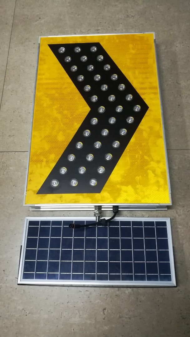 Road Sign Solar LED Flashing Single Arrow Signs, Furniture & Home ...