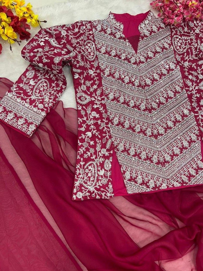 Saree with koti, Women's Fashion, Dresses & Sets, Traditional & Ethnic ...