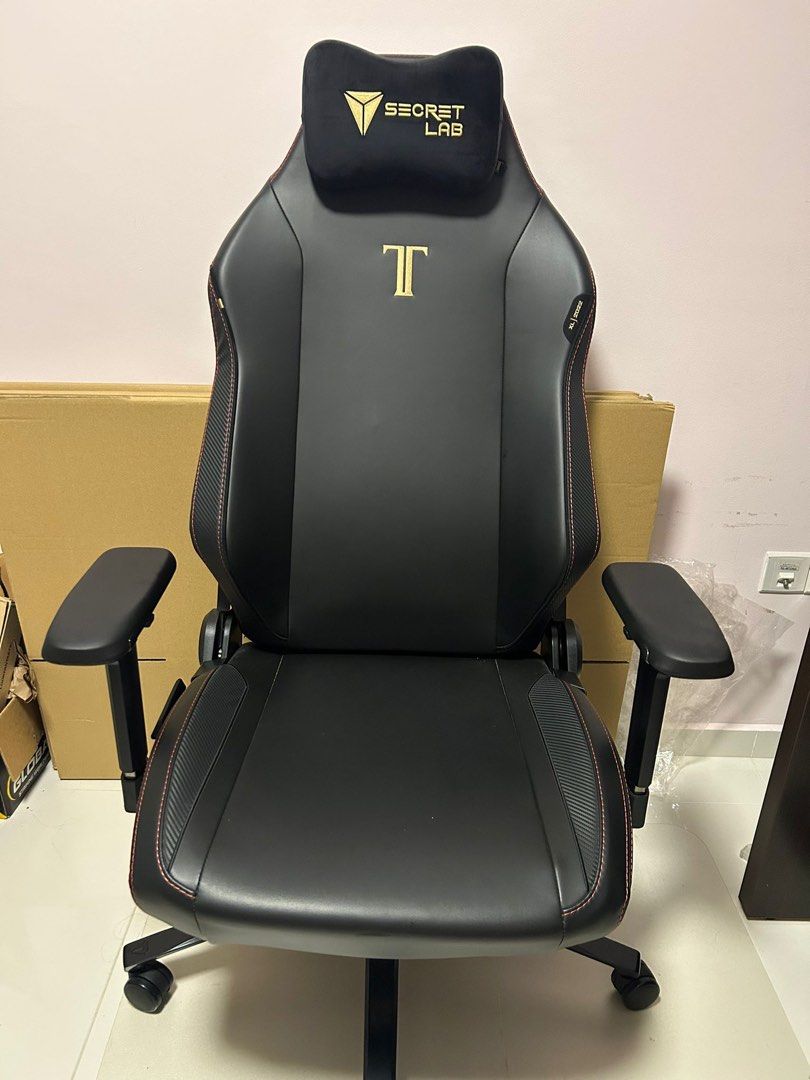 Secret Lab Gaming Chair Titan Evo XL, Furniture & Home Living ...