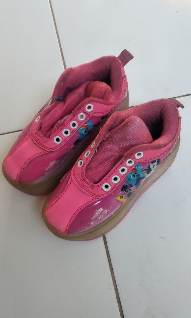 Sepatu Roda Lipat karakter anak, Olah Raga, Perlengkapan Olahraga ...