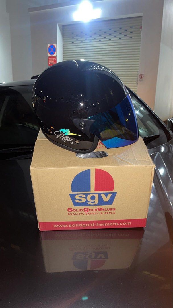 SGV RIDER 2 HELMET, Motorcycles, Motorcycle Accessories on Carousell