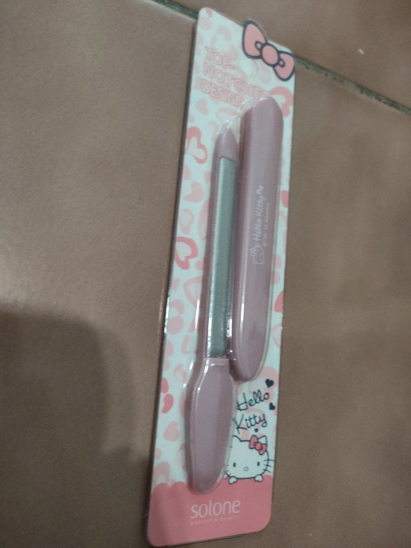 Solone hello kitty 美甲銼刀 不鏽鋼, 哩哩扣扣, 其他在旋轉拍賣