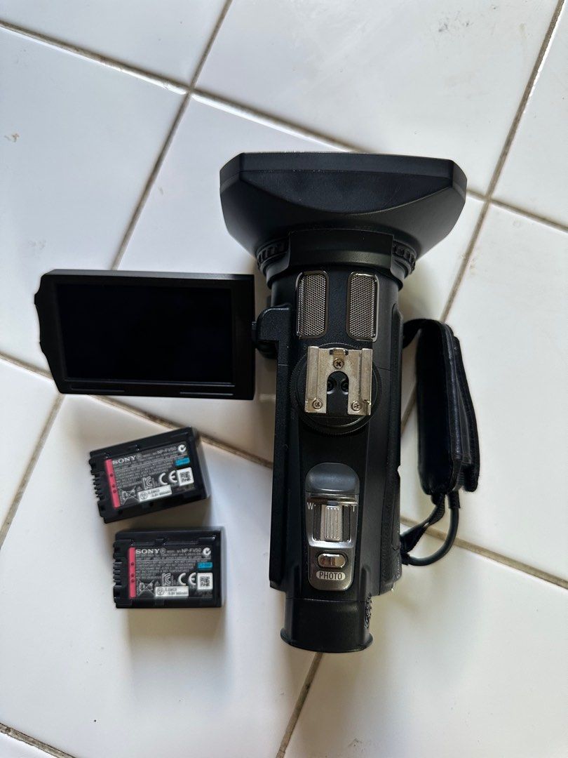sony handycam hdr-cx700 touch screen, Photography, Video Cameras on ...