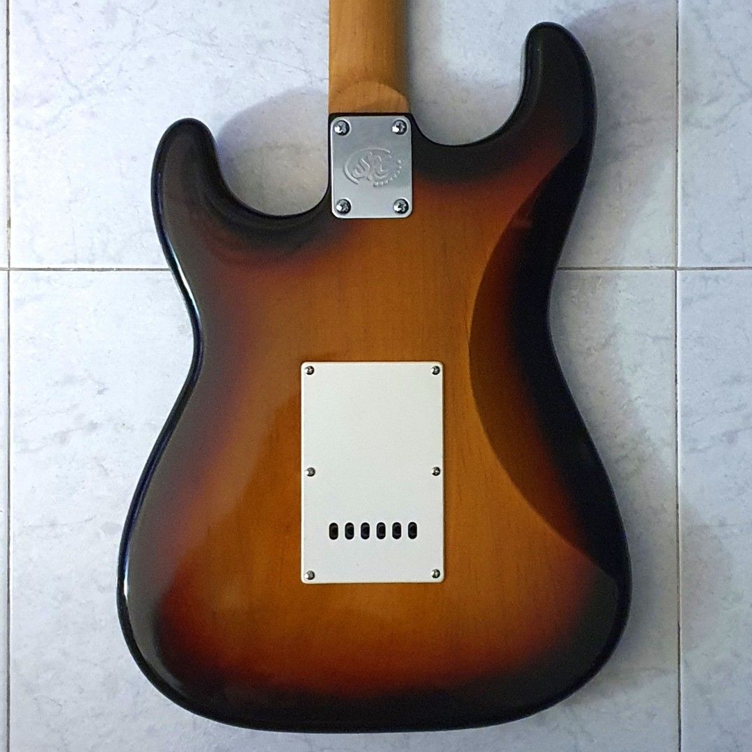 SX Stratocaster Electric Guitar with Squier Bullet Electronics ...