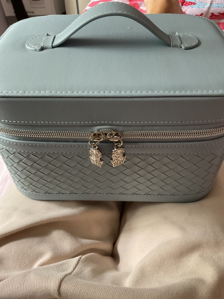 The Ritz-Carlton, Millenia Mooncake box, Women's Fashion, Bags ...