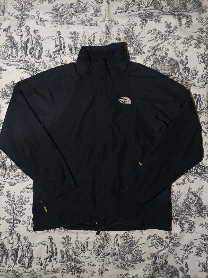 TNF gore-tex jacket, Men's Fashion, Coats, Jackets and Outerwear on ...
