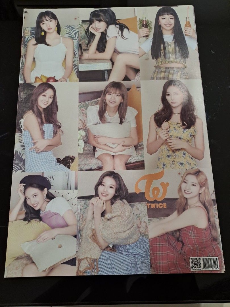 Twice poster (nayeon Jeongyeon Momo Sana Jihyo Mina Dahyun Chaeyoung Tzuyu), Hobbies & Toys ...