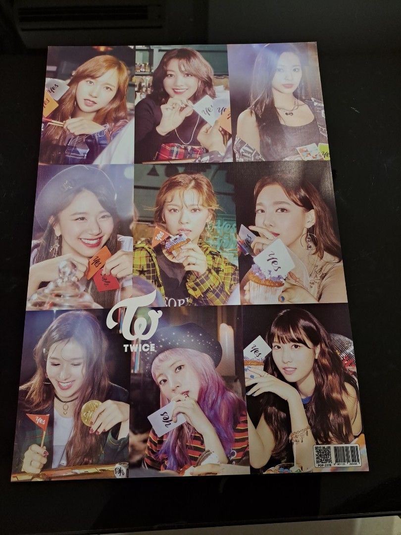 Twice poster (nayeon Jeongyeon Momo Sana Jihyo Mina Dahyun Chaeyoung Tzuyu), Hobbies & Toys ...