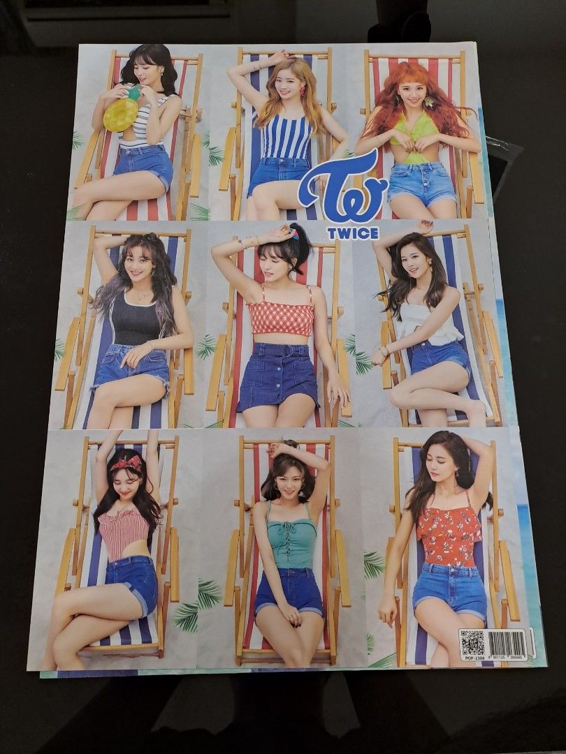Twice poster (nayeon Jeongyeon Momo Sana Jihyo Mina Dahyun Chaeyoung Tzuyu), Hobbies & Toys ...