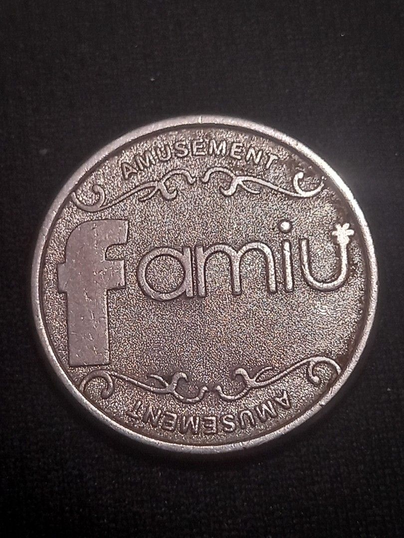 Uniface famiu token, Hobbies & Toys, Memorabilia & Collectibles ...