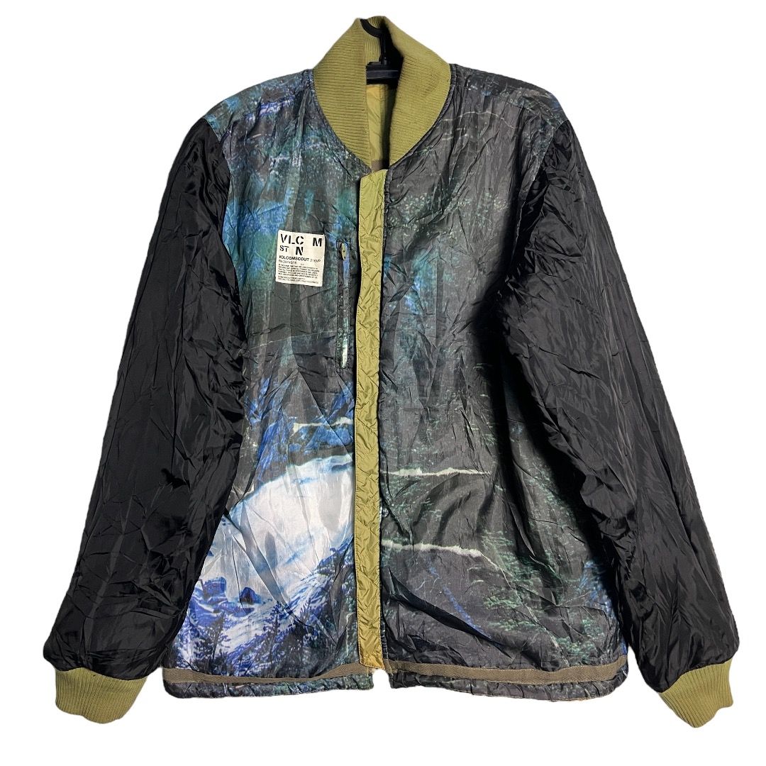 Volcom Reversible Puffer Bomber Jacket, Men's Fashion, Coats, Jackets ...