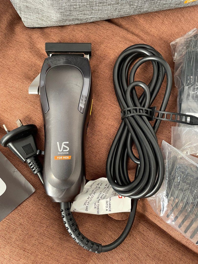 VS SASSOON FOR MEN RAZOR authentic original, Beauty & Personal Care ...