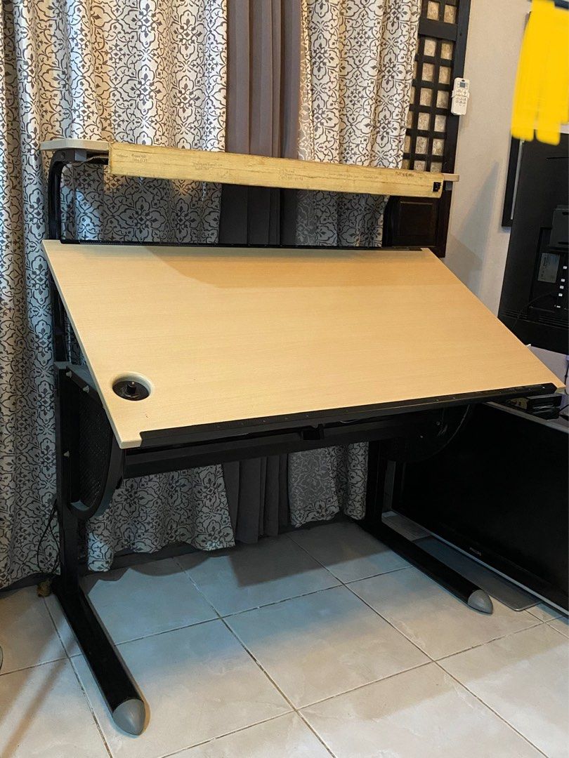 Wood laminated liftable Drawing/Drafting Table with installed light ...