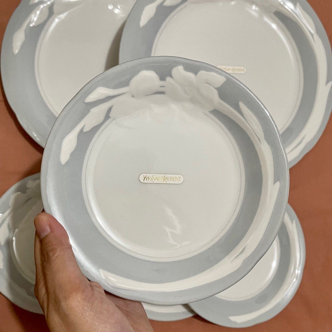 YSL CAKE PLATE SET, Furniture & Home Living, Kitchenware & Tableware ...