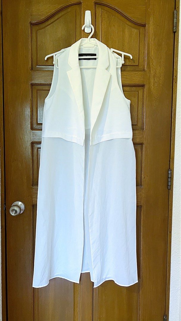 Zara white long vest, Women's Fashion, Coats, Jackets and Outerwear on ...