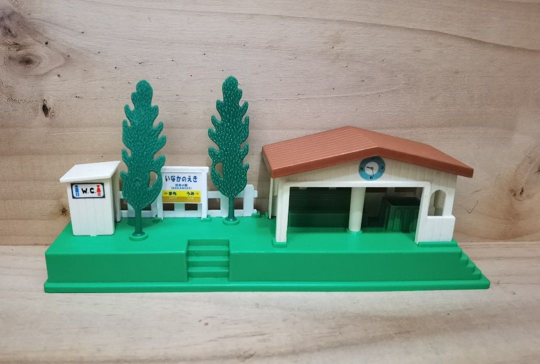 2001 Vintage Takara Tomy Plarail Local Old Station, Hobbies & Toys, Toys & Games on Carousell