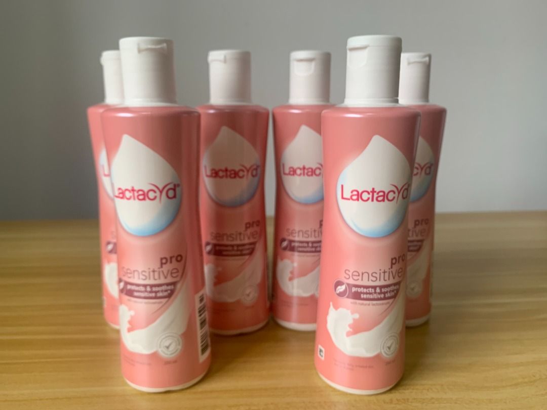 250ml Lactacyd PRO-SENSITIVE Feminine Wash with Natural Lactoserum ...