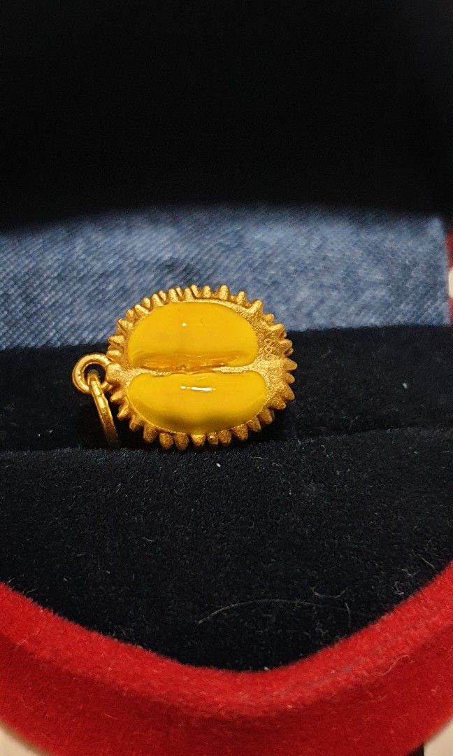 999 24k gold Durian pendant 1.14g, Women's Fashion, Jewelry ...