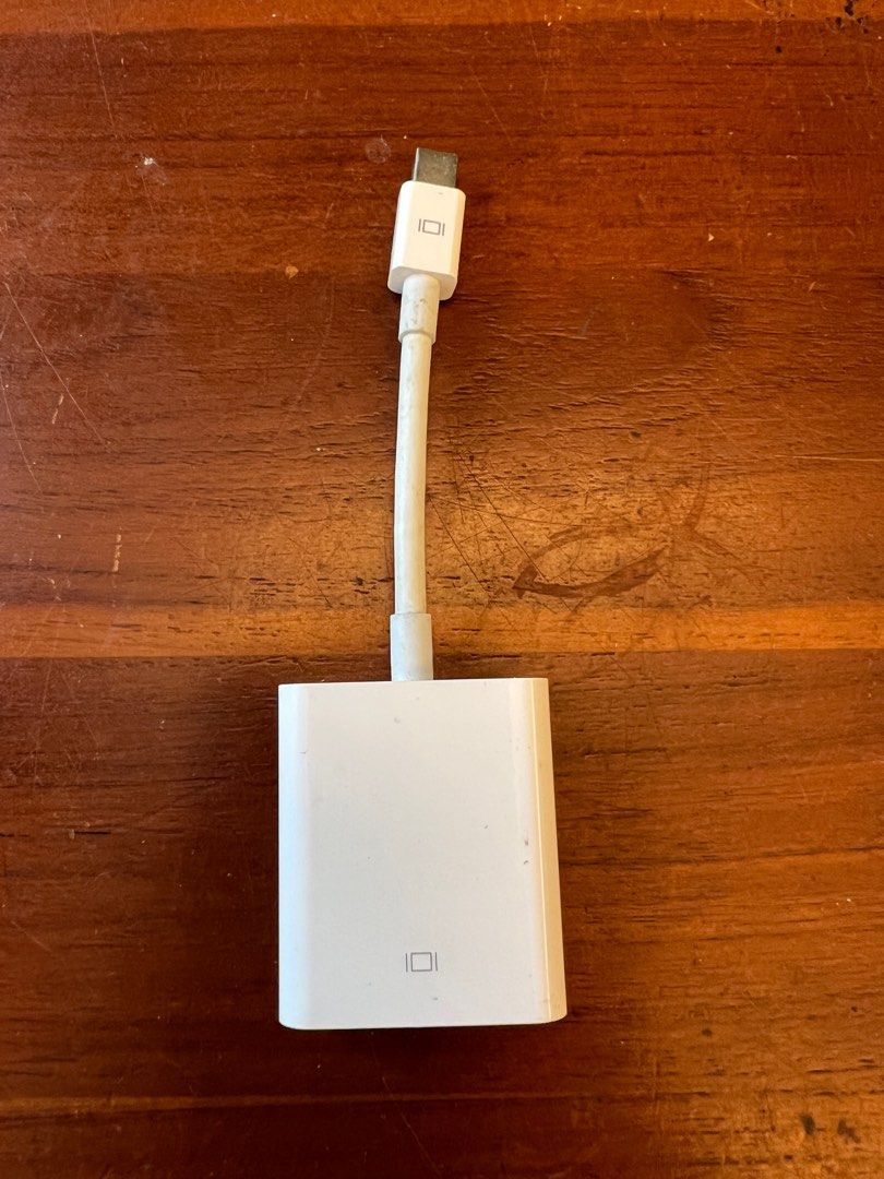 Apple DisplayPort to VGA adapter, Computers & Tech, Parts & Accessories ...