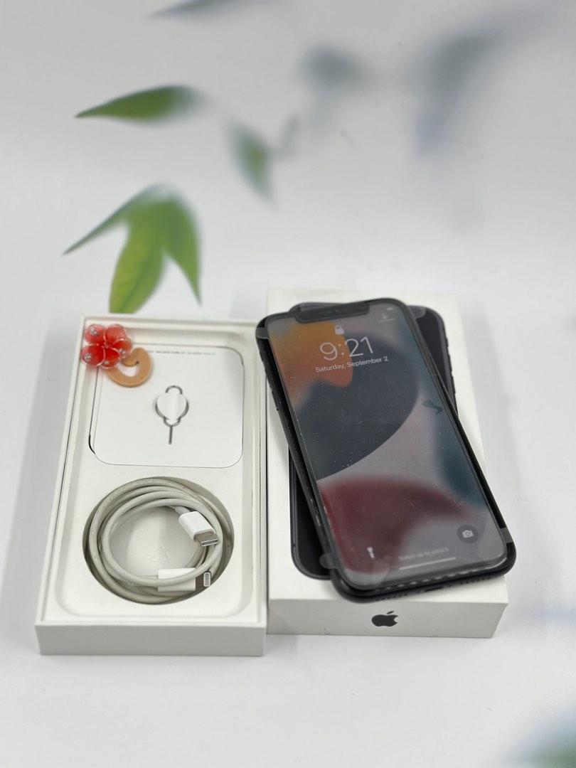 Apple iPhone 11 64GB Black NTC Complete set with Box on Carousell