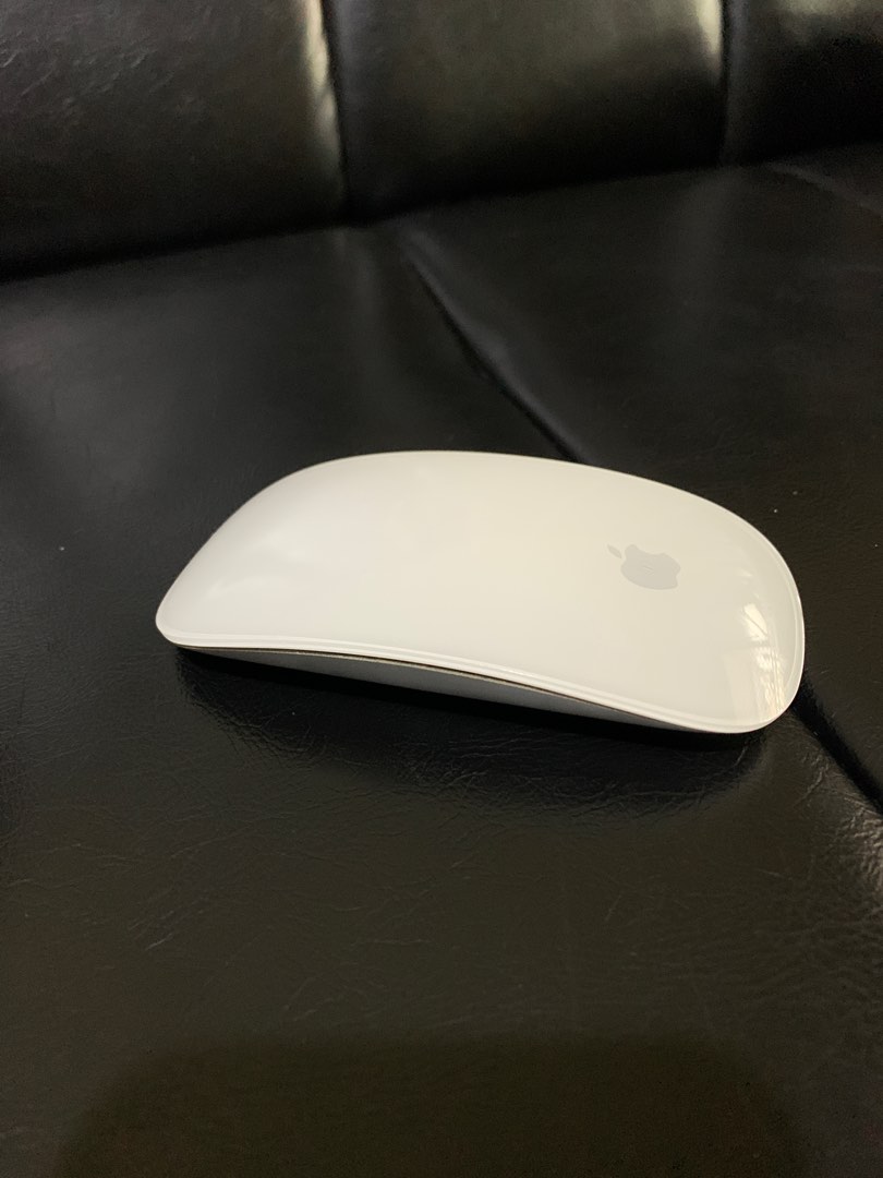 Apple Magic Mouse Gen 1, Elektronik, Bagian Komputer & Aksesoris di ...