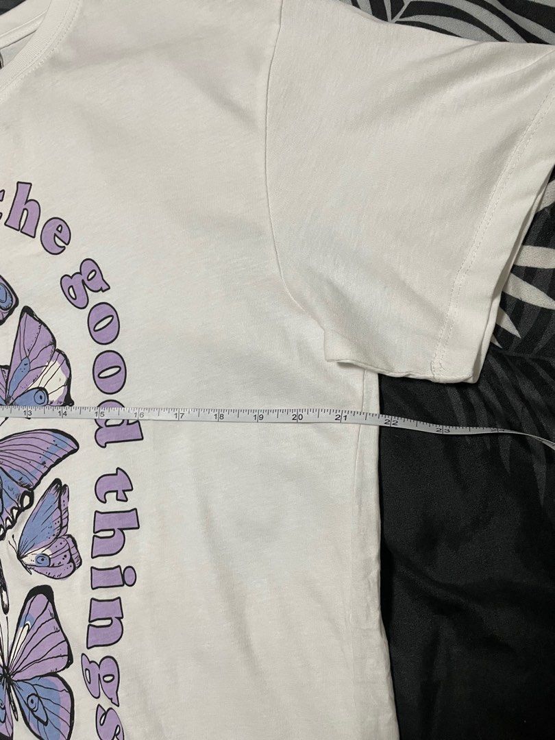Basic White Shirt, Women's Fashion, Tops, Shirts on Carousell