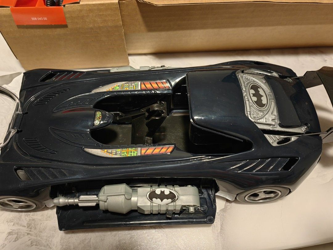 Batman the Animated Series Bruce Wayne Street Jet 連 figure, 興趣及遊戲, 玩具 ...