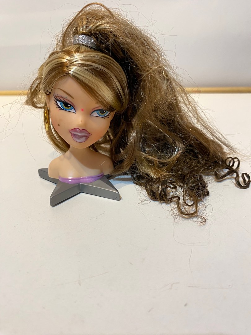 Bratz Head, Hobbies & Toys, Toys & Games on Carousell