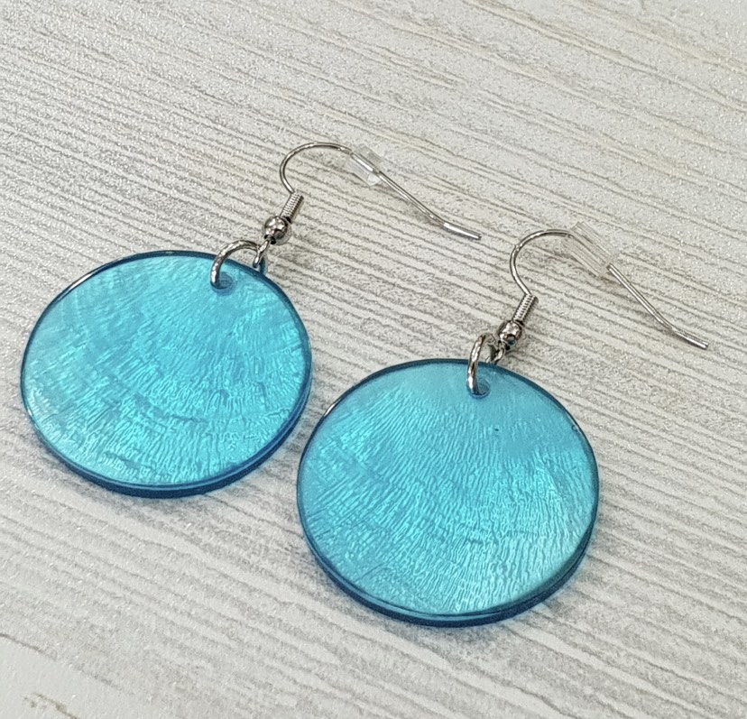 Capiz Shell Earrings, Women's Fashion, Jewelry & Organizers, Earrings ...