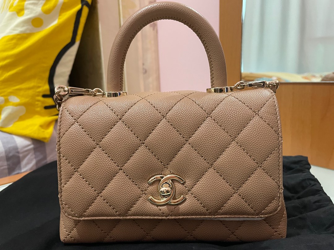 CHANEL mini Coco handle, 女裝, 手袋及銀包, 多用途袋 - Carousell
