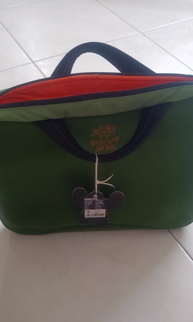 Crumpler The Winston Fleece laptop breifcase, Computers & Tech, Parts ...