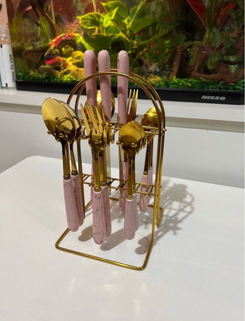 Cutlery Set Sendok Garpu Pisau Makan Mewah Warna Gold Marble Pink ...