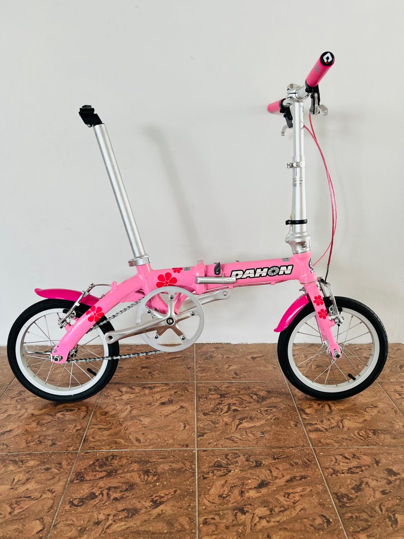 Dahon 412 classic pink bicycle, Sports Equipment, Bicycles & Parts ...