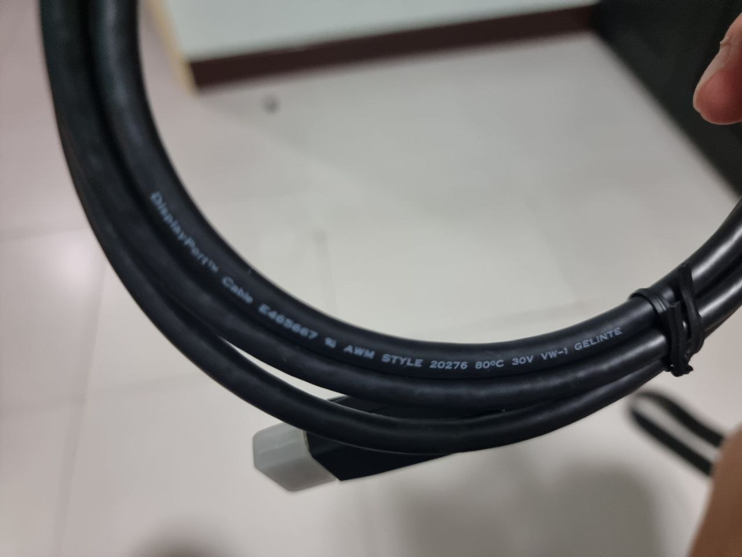 DisplayPort Cables - monitors connection to CPU, Computers & Tech ...