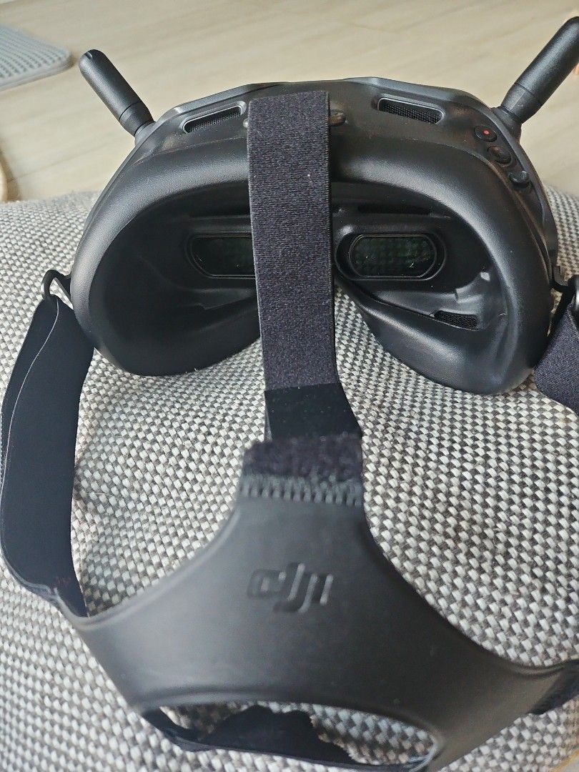 DJI FPV Goggles V1, Photography, Drones on Carousell
