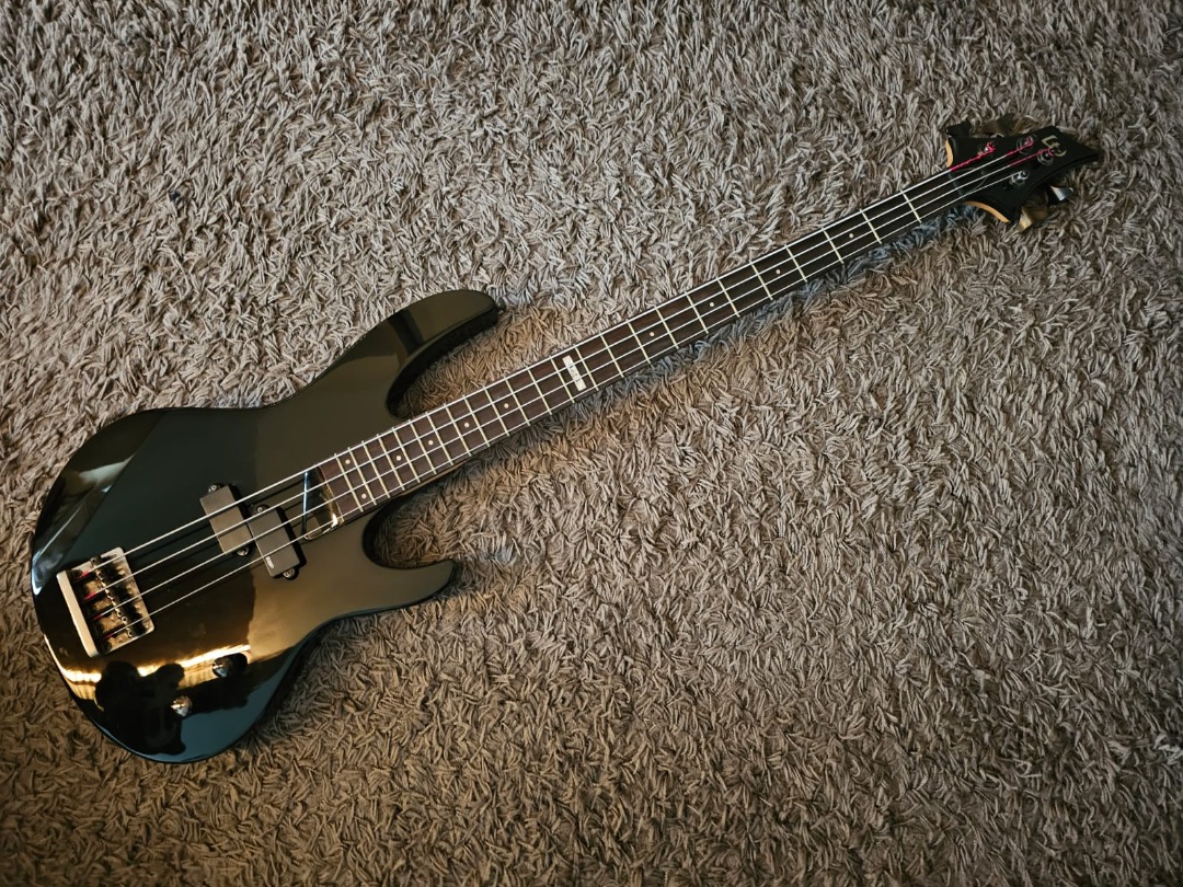 Esp Ltd Bass Guitar B 10 Hobbies And Toys Music And Media Musical Instruments On Carousell