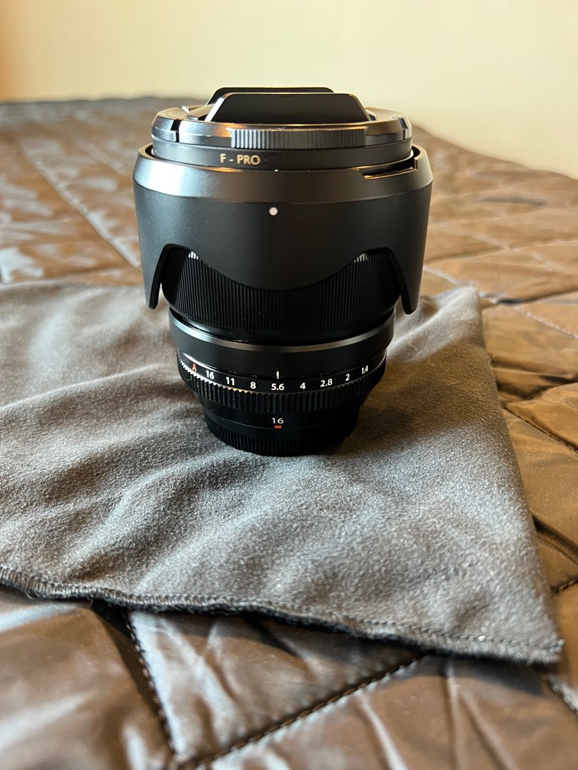 Fuji 16mm f1.4 lens, Photography, Lens & Kits on Carousell
