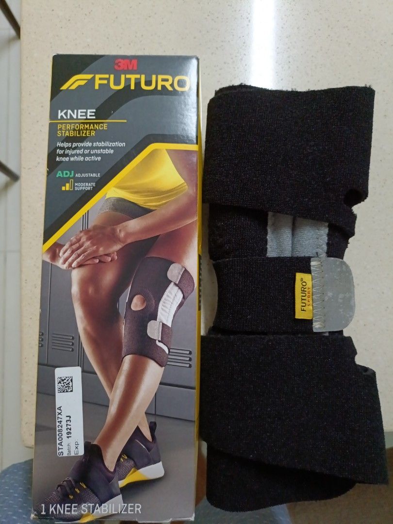 Futuro Adjustable Knee Brace, Health & Nutrition, Braces, Support ...