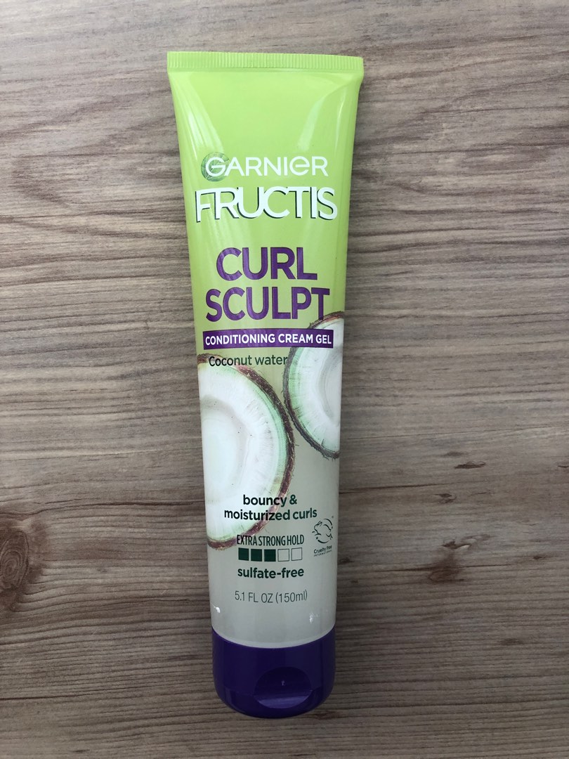 Garnier fructis curl sculp, Beauty & Personal Care, Hair on Carousell