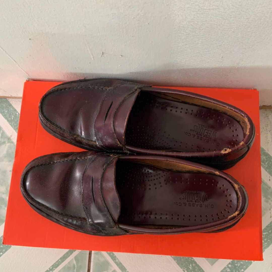 Gh Bass Weejuns Loafers On Carousell