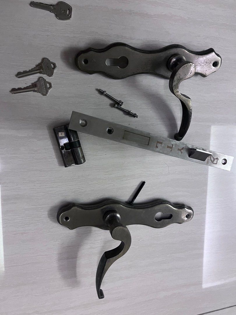 HDB Metal Gate Lock Security Door Handle Lockset 2 keys Included ...