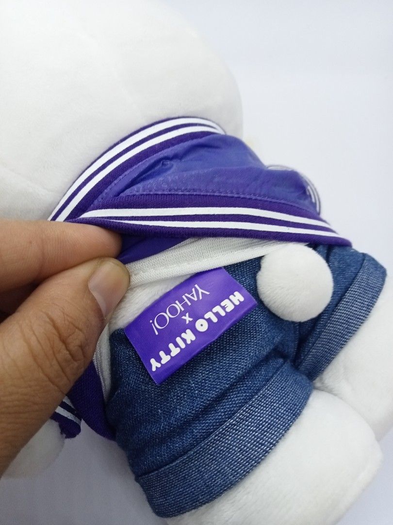 Hello Kitty × Yahoo Collab Plushie, Hobbies & Toys, Toys & Games on Carousell