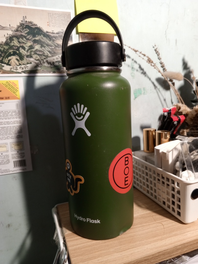 Hydroflask 32oz Green, Furniture & Home Living, Kitchenware & Tableware ...