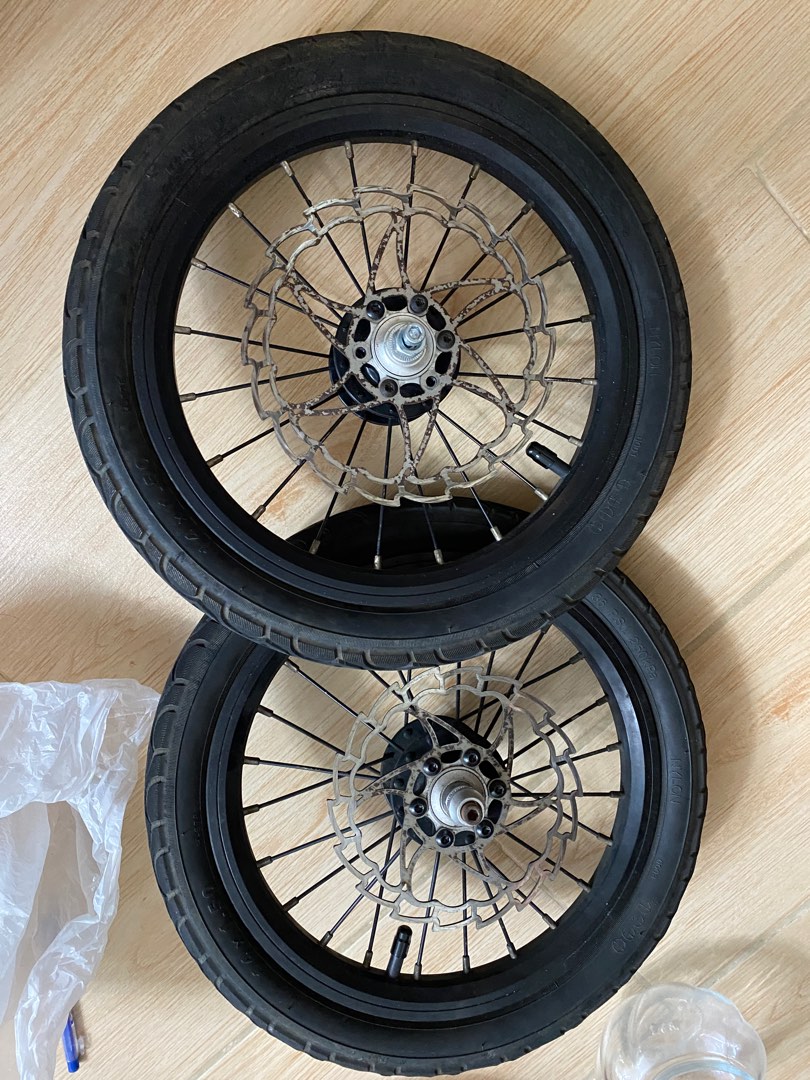 Java x1 14吋輪胎, 運動產品, 單車及配件, 單車 - Carousell