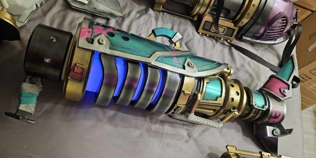 League of Legends/Arcane - Jinx Cosplay Props Set, Hobbies & Toys ...