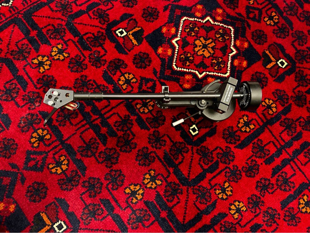 Linn Basic Plus Tonearm, Audio, Other Audio Equipment on Carousell