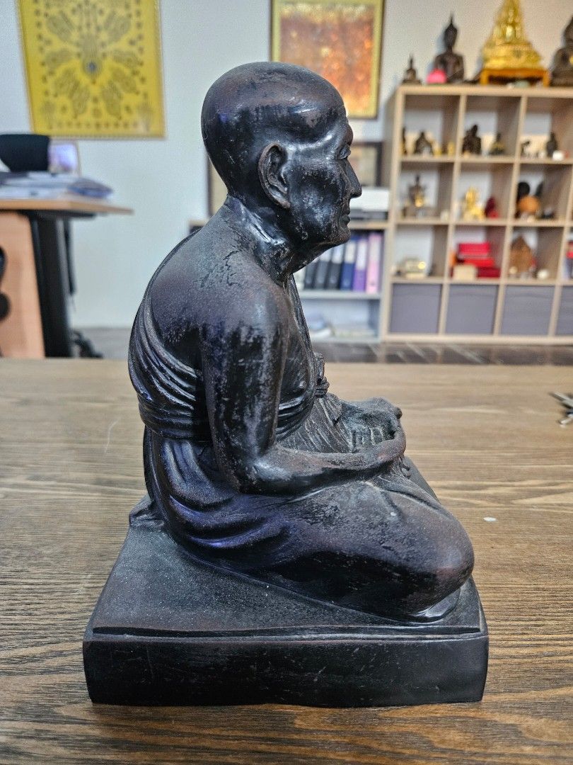 Lp Thuad Bucha, Hobbies & Toys, Memorabilia & Collectibles, Religious ...