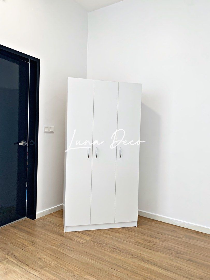 Lyra 3 Door Wardrobe, Furniture & Home Living, Furniture, Shelves ...