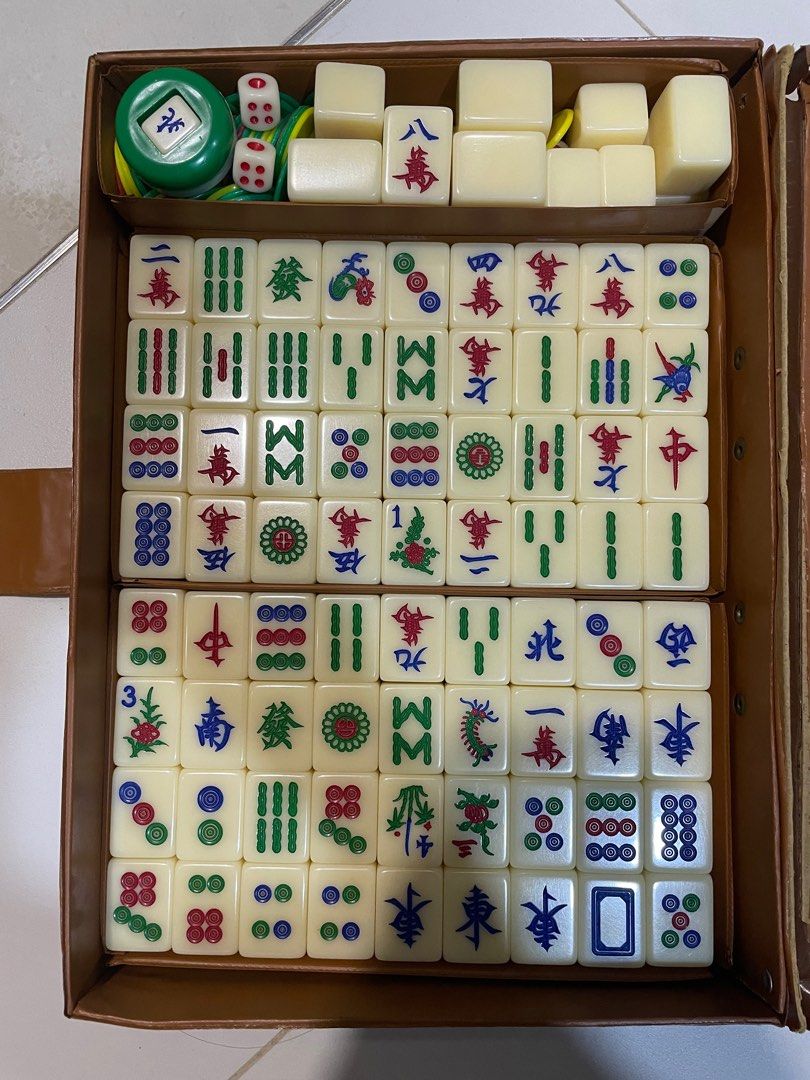 Mahjong Set, Hobbies & Toys, Toys & Games on Carousell